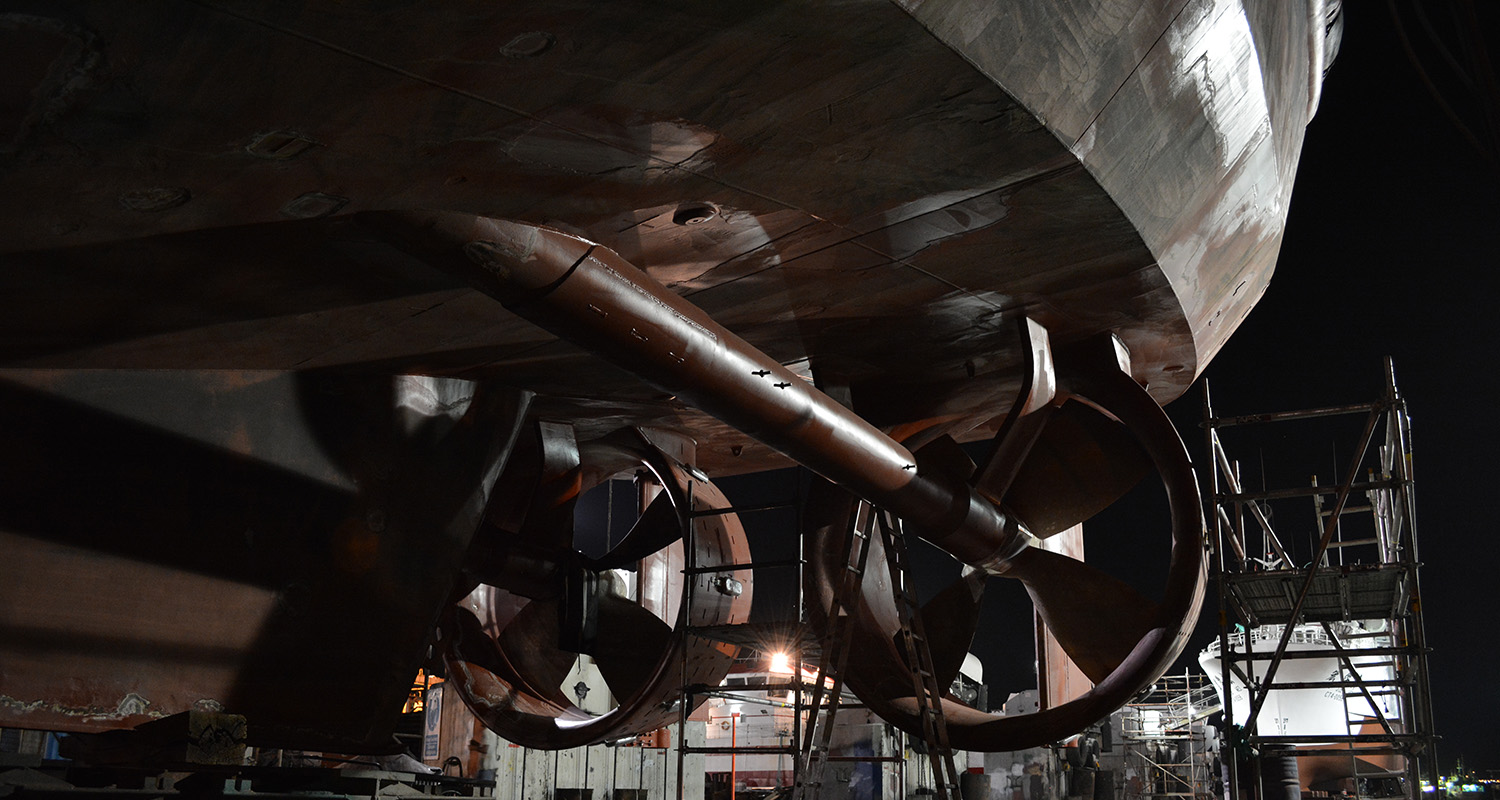 Investigation of ship propeller shaft vibration related failures ...